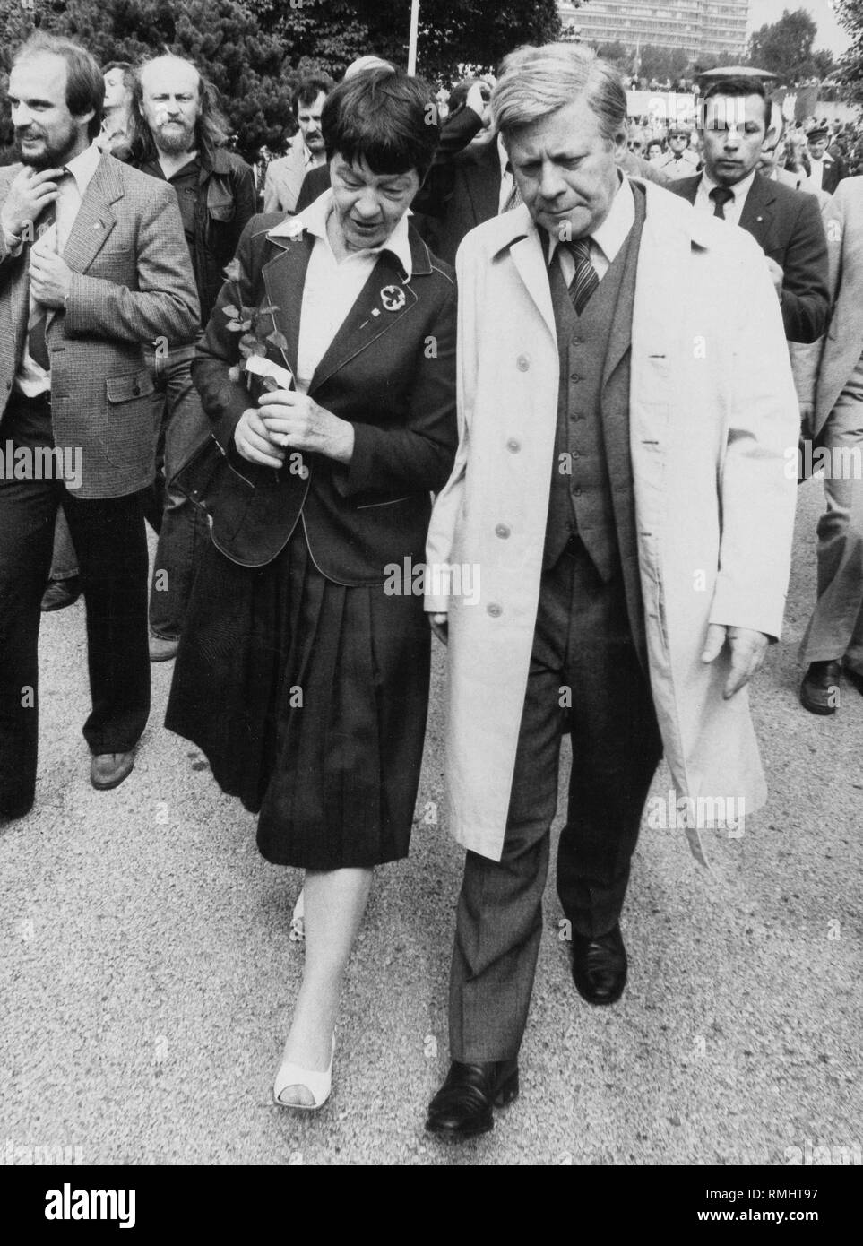 Chancellor helmut schmidt wife hannelore -Fotos und -Bildmaterial in ...