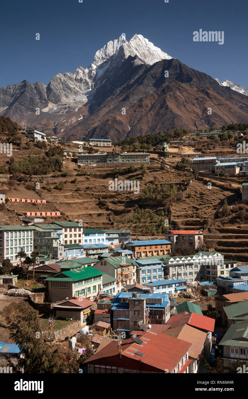 Namche bazaar town nepal khumbu village sherpa nepal -Fotos und ...