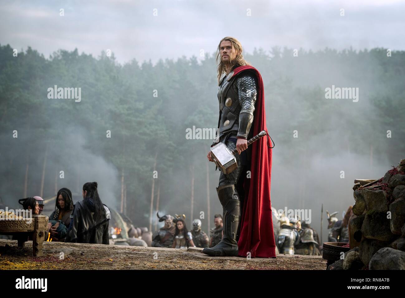 Chris Hemsworth Stockfotos und -bilder Kaufen - Alamy