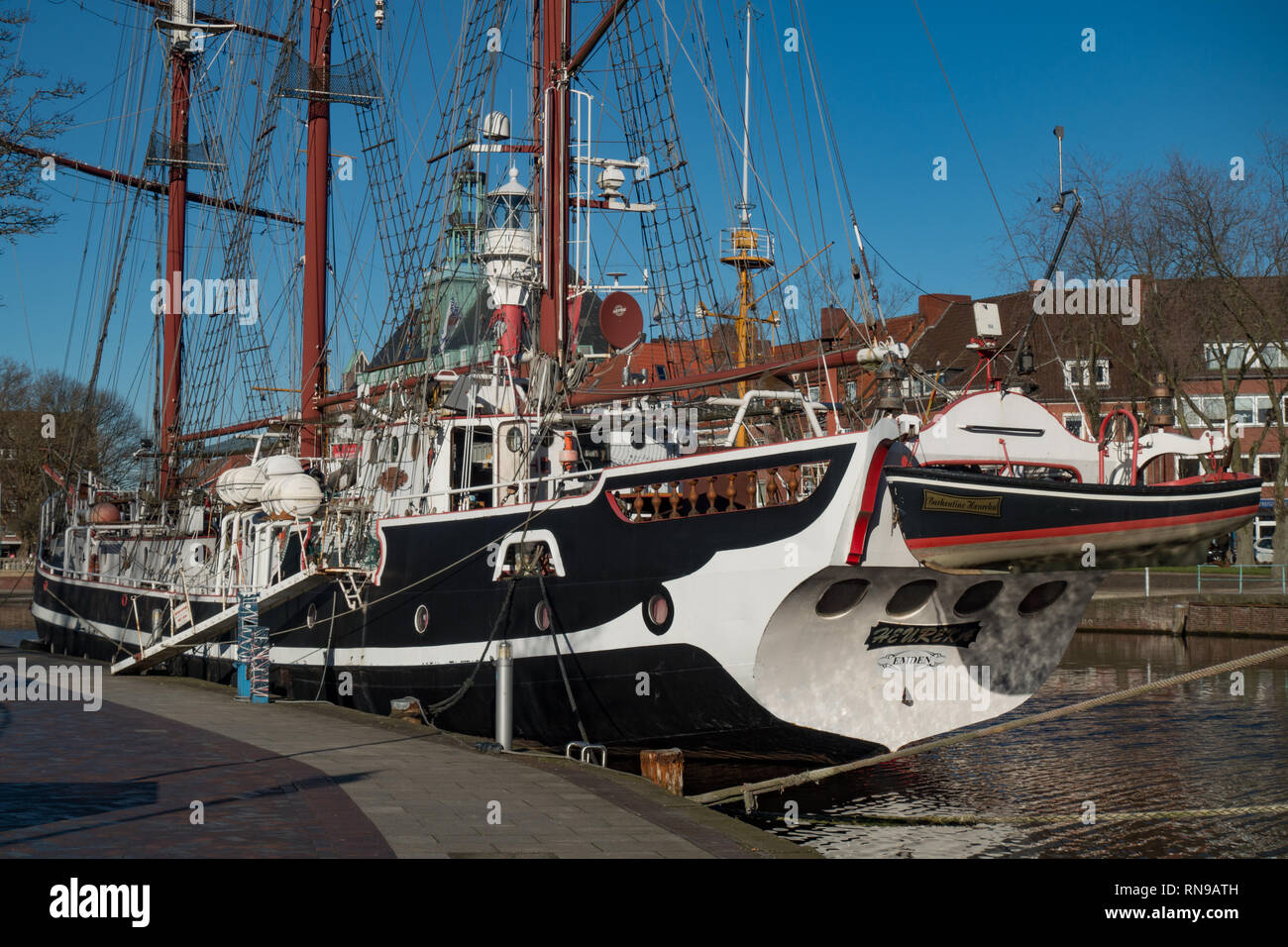 Hotel Schiff Schoner Heureka. Emden. Deutschland Stockfotografie - Alamy