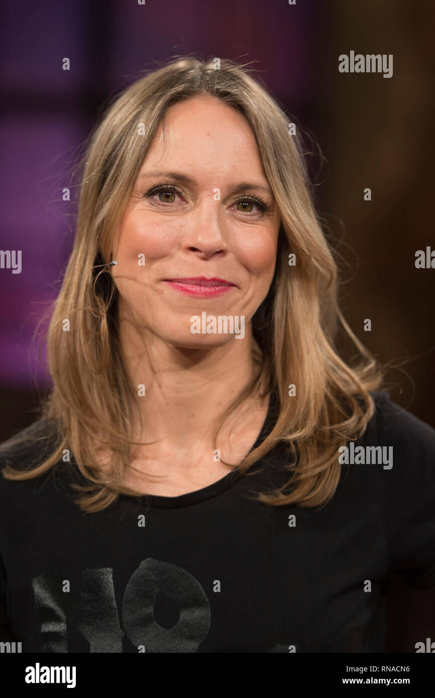 Anneke kim sarnau where -Fotos und -Bildmaterial in hoher Auflösung ...