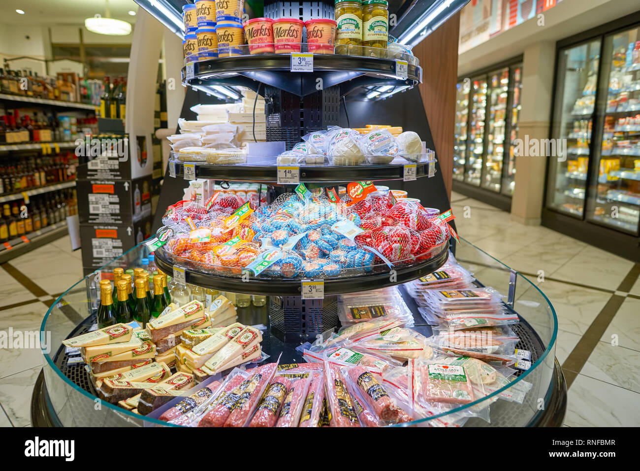 Inside walgreens store -Fotos und -Bildmaterial in hoher Auflösung – Alamy