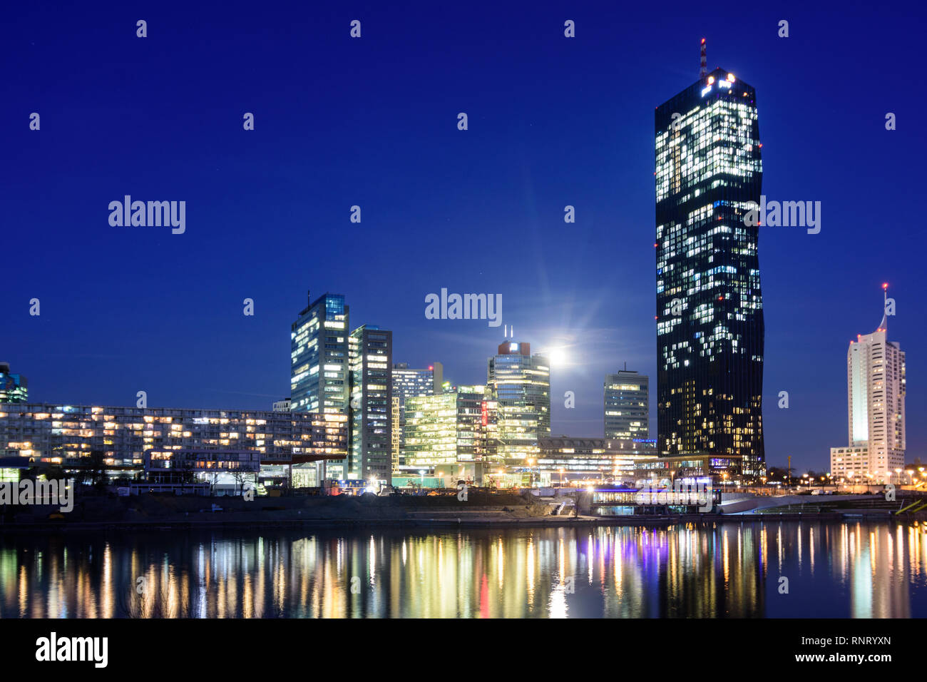 Wien, Wien: Donaucity, UN-Gebäude (Vienna International Center, VIC ...