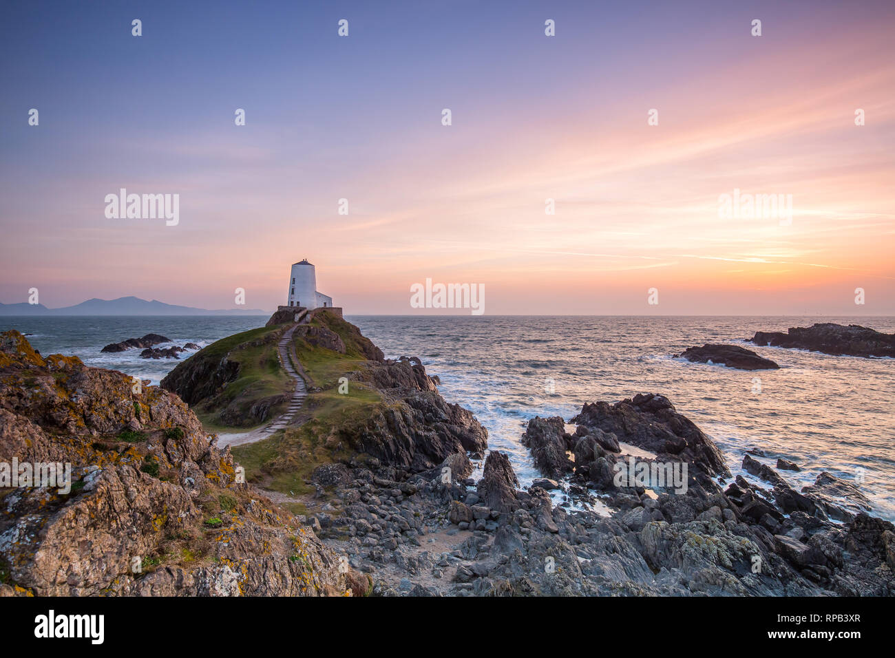 Twr Mawr Lighthouse Stockfotos und -bilder Kaufen - Alamy