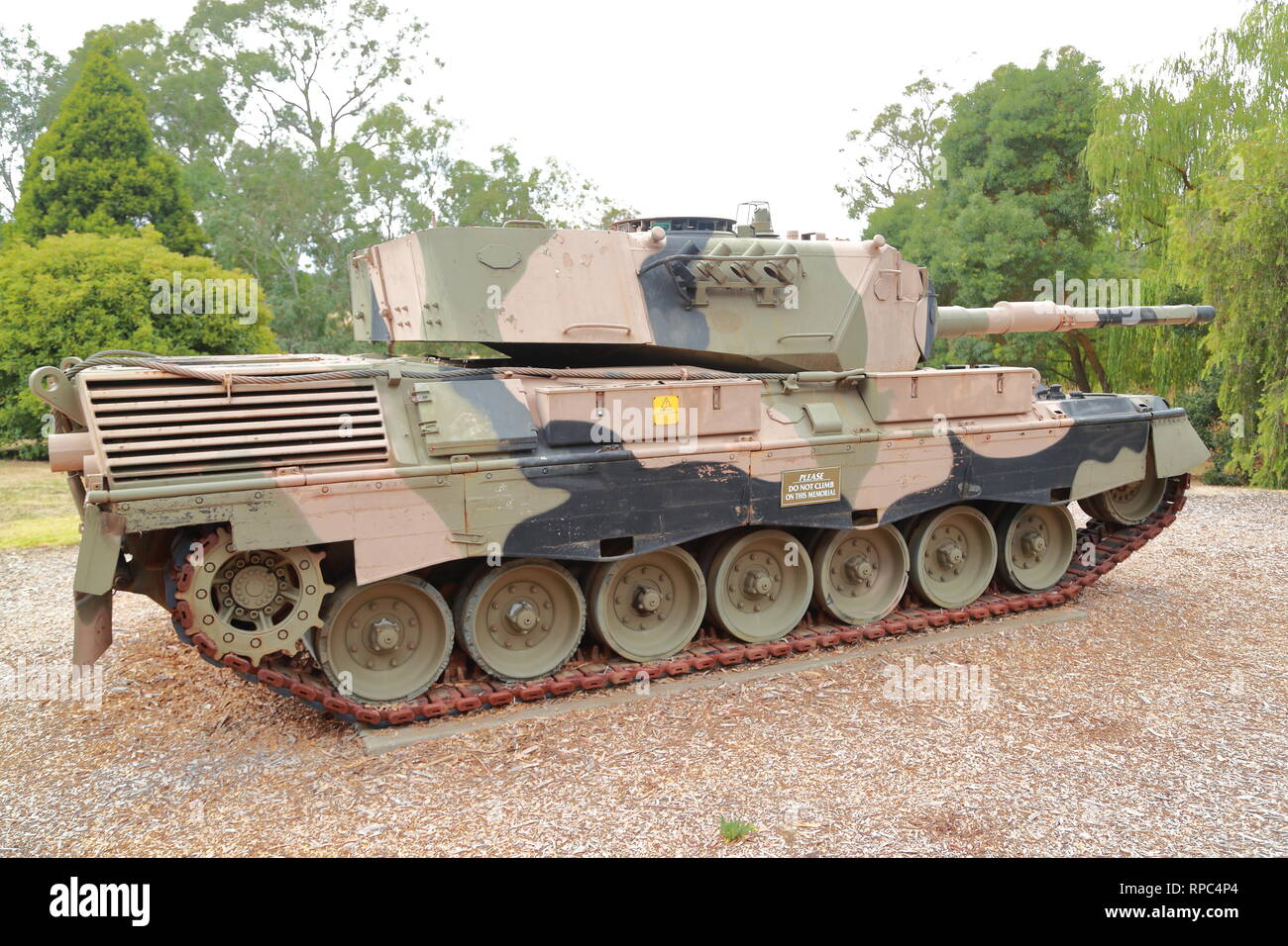 Leopard as1 tank -Fotos und -Bildmaterial in hoher Auflösung – Alamy
