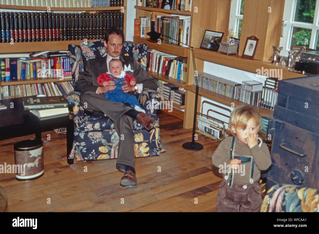 Rudolph Prinz von Croy, mit den Kindern in Dülmen, Deutschland 1989 ...