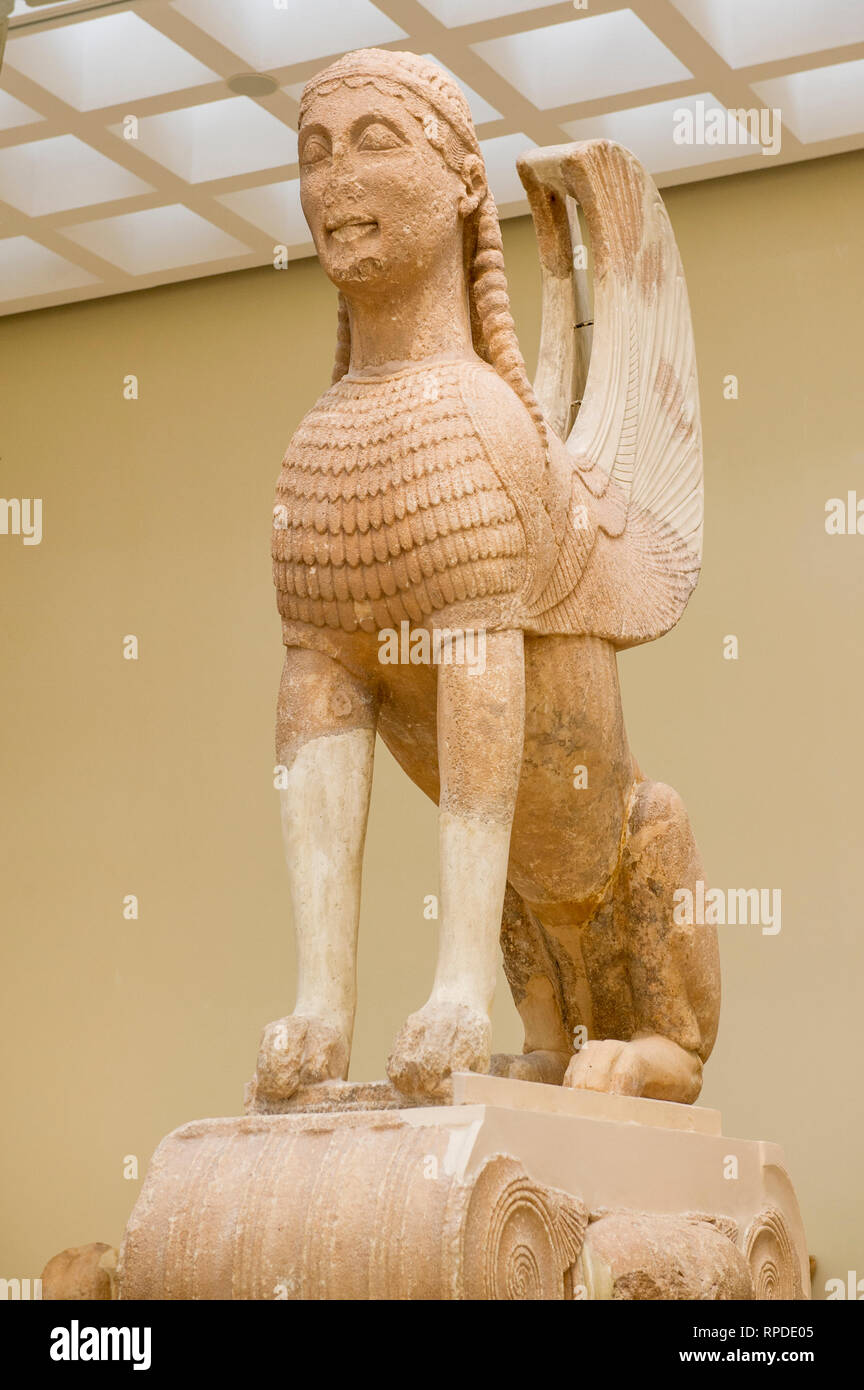 Greece delphi museum statue -Fotos und -Bildmaterial in hoher Auflösung ...