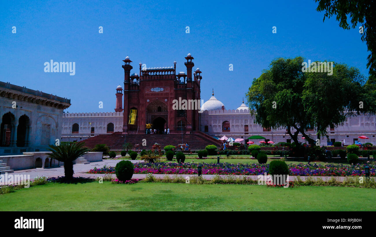 Badshahi mosque in lahore -Fotos und -Bildmaterial in hoher Auflösung ...