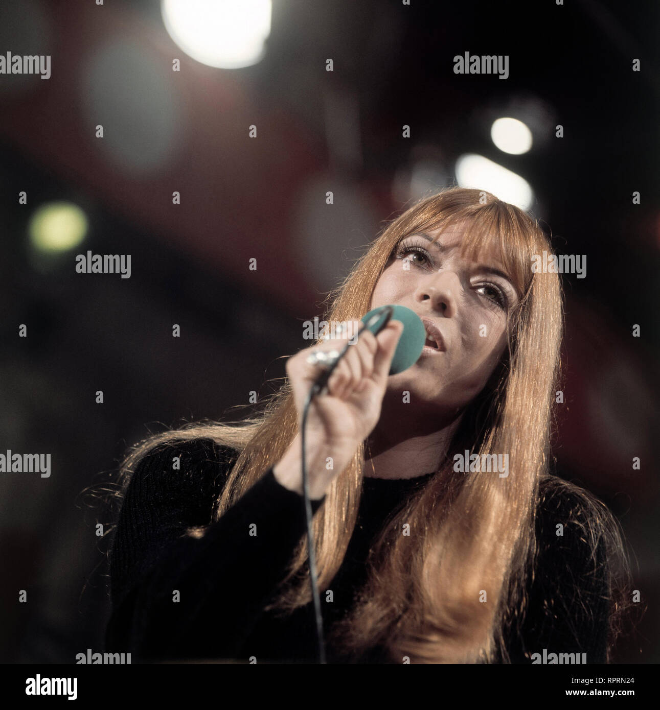 Katja ebstein 1970 -Fotos und -Bildmaterial in hoher Auflösung – Alamy