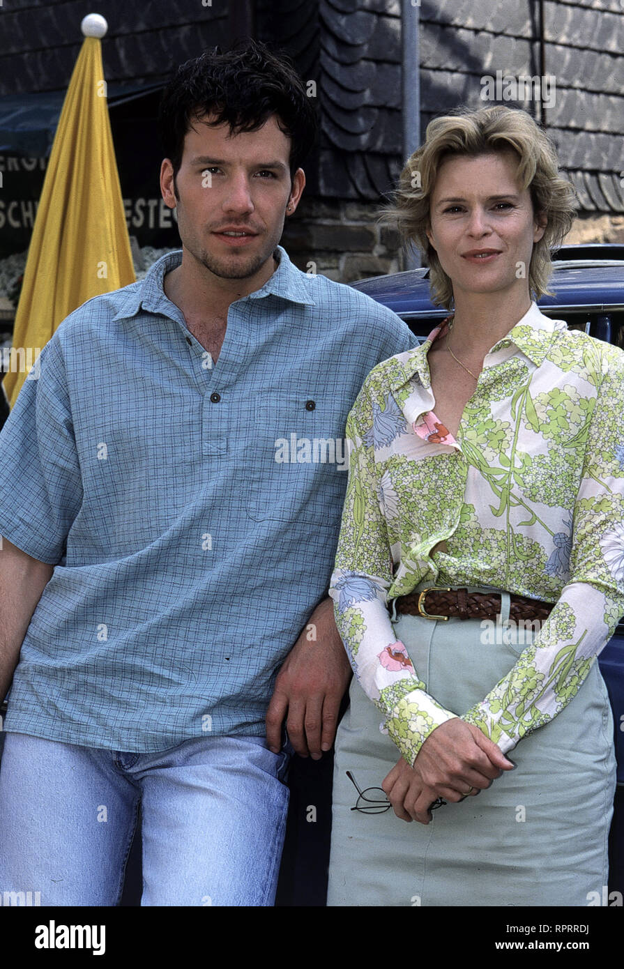 Charlotte leslie -Fotos und -Bildmaterial in hoher Auflösung – Alamy