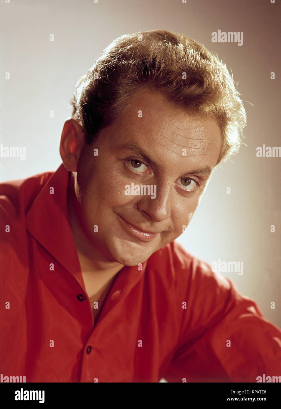 Harald juhnke -Fotos und -Bildmaterial in hoher Auflösung – Alamy