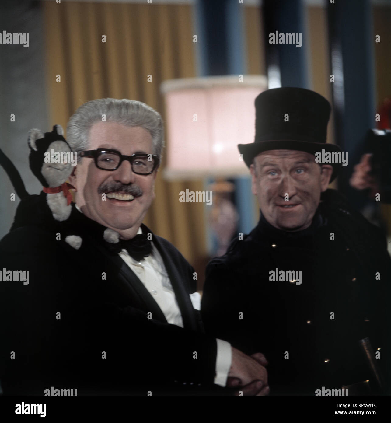 Der Kölner Volksschauspieler Willy Millowitsch als Showgast in der ZDF ...