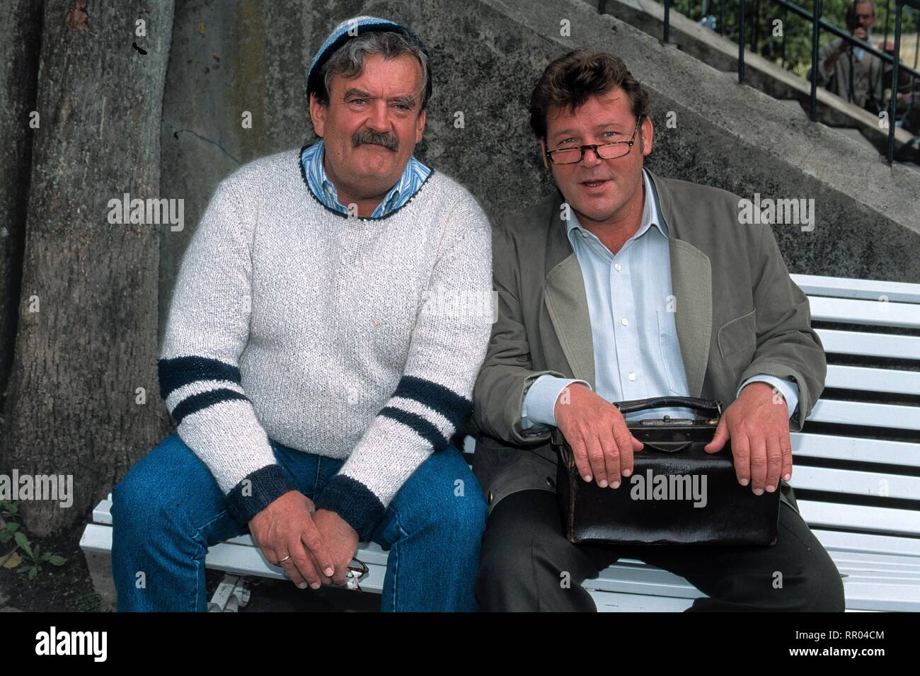 DER LANDARZT - X. STAFFEL/D 2000/Klaus Gendries Bild: GERHARD ...