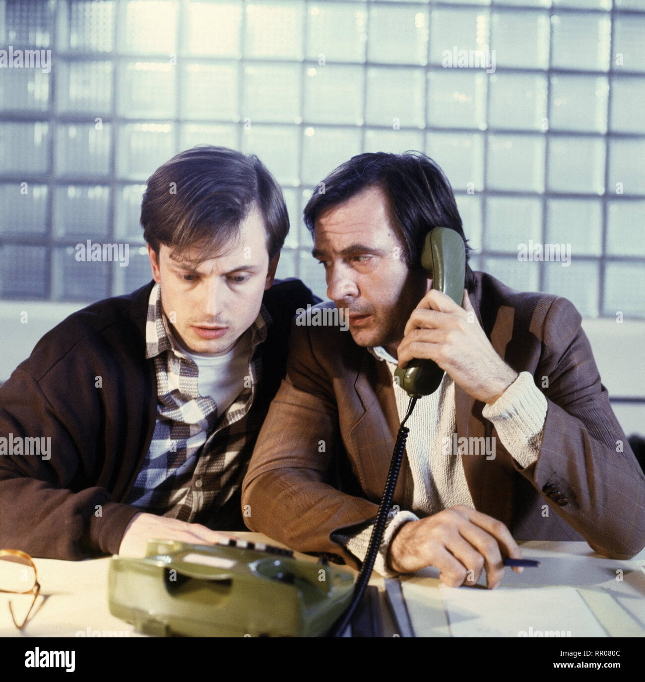 DER FAHNDER/Die Frau des Polizisten BRD 1986/Werner Masten Szene mit ...