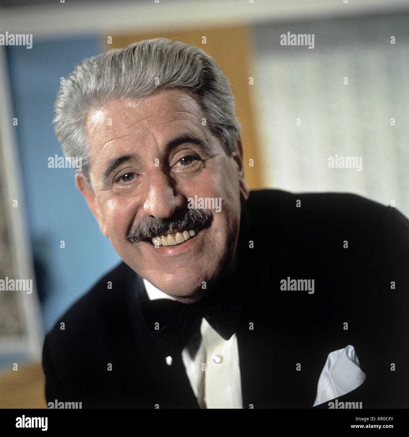 WILLY MILLOWITSCH 1969/Überschrift: Willy Millowitsch Stockfotografie ...