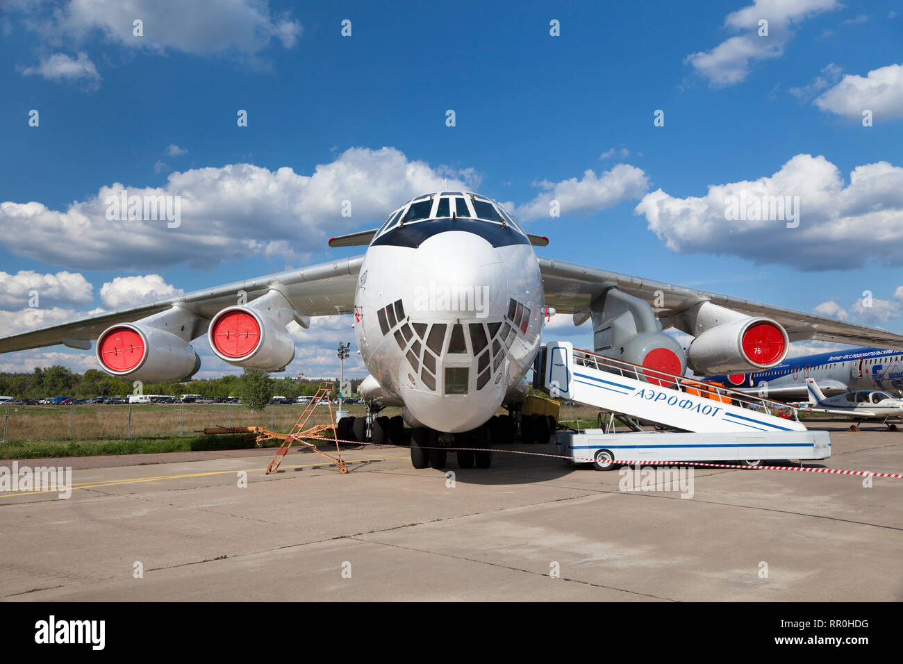 Ilyushin il76 -Fotos und -Bildmaterial in hoher Auflösung – Alamy