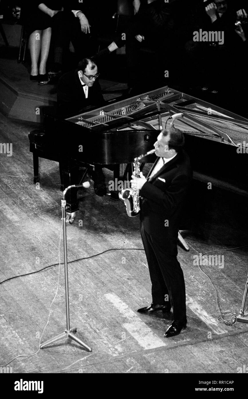 Bill evans trio -Fotos und -Bildmaterial in hoher Auflösung – Alamy