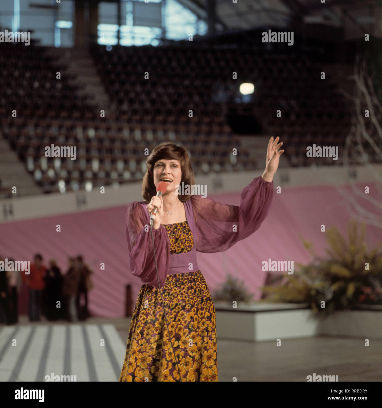 MARY ROOS/Mary Roos, Auftritt in der 'Olympia-Show', 70er Jahre ...