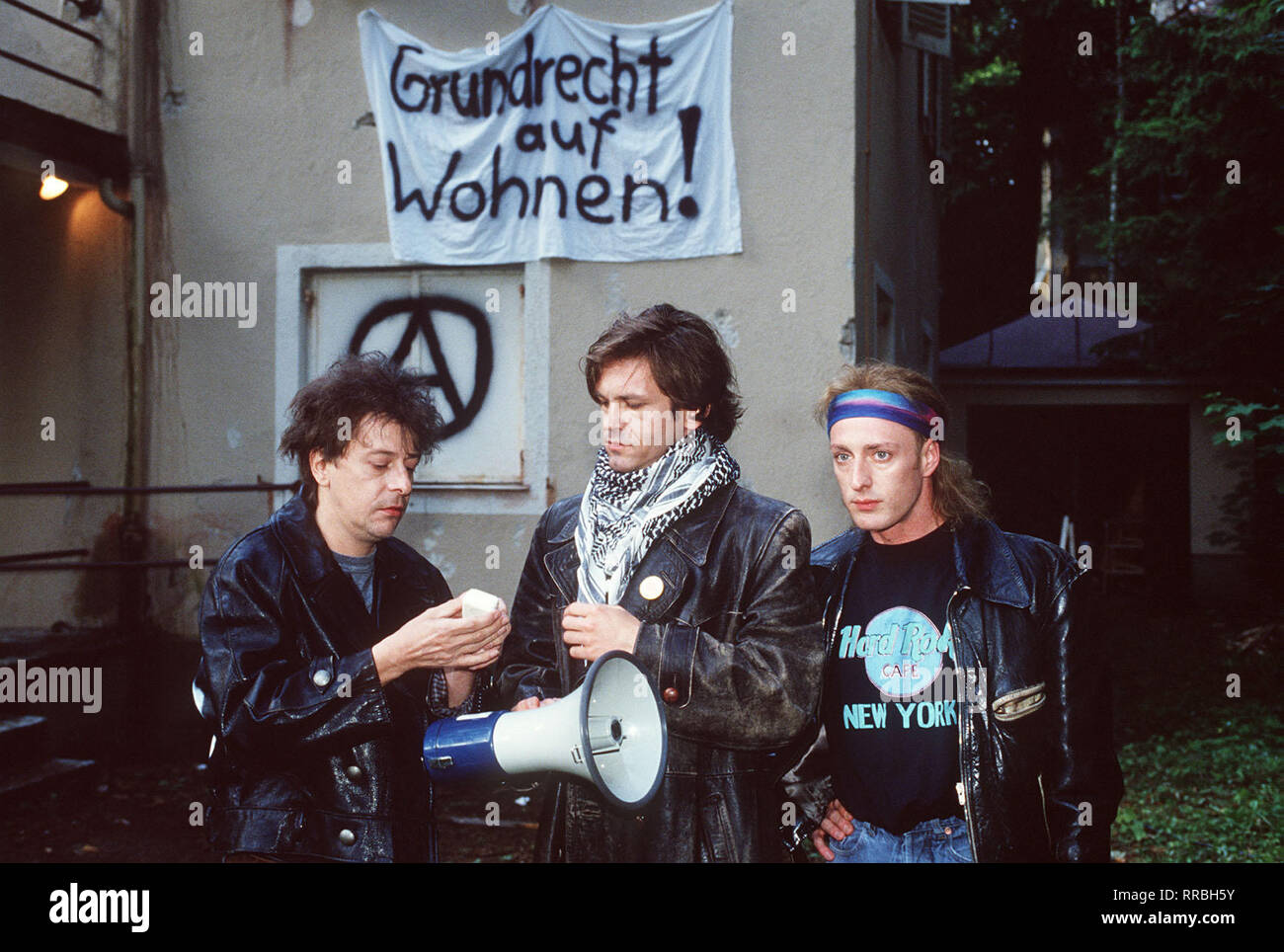 TATORT/Im Herzen Eiszeit / Reinhard Kammermeier (Rio Reiser) schließt ...