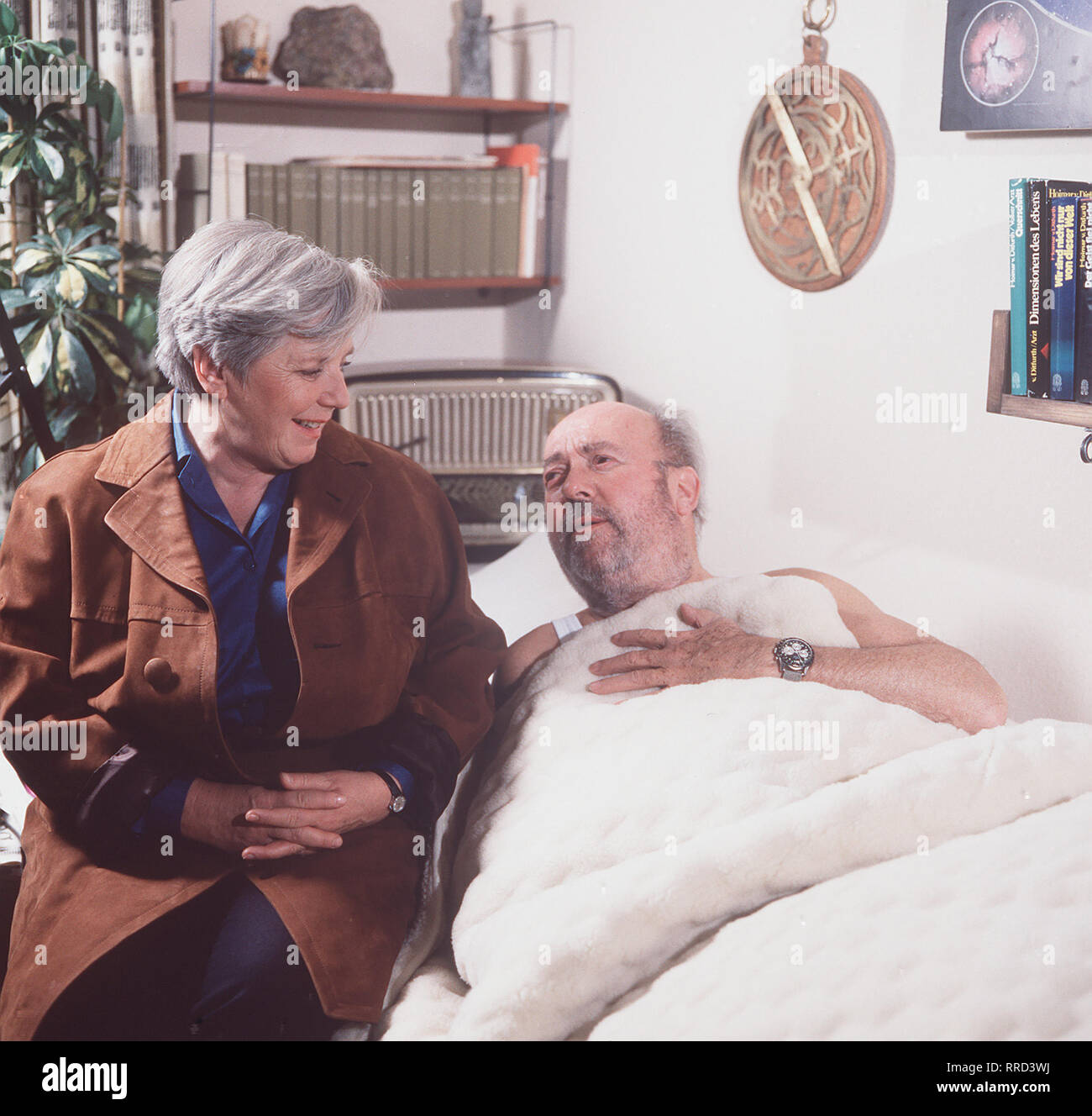 ZUR FREIHEIT Folge: Heimweh Paula holt sich einen neuen Lebensbegleiter ...