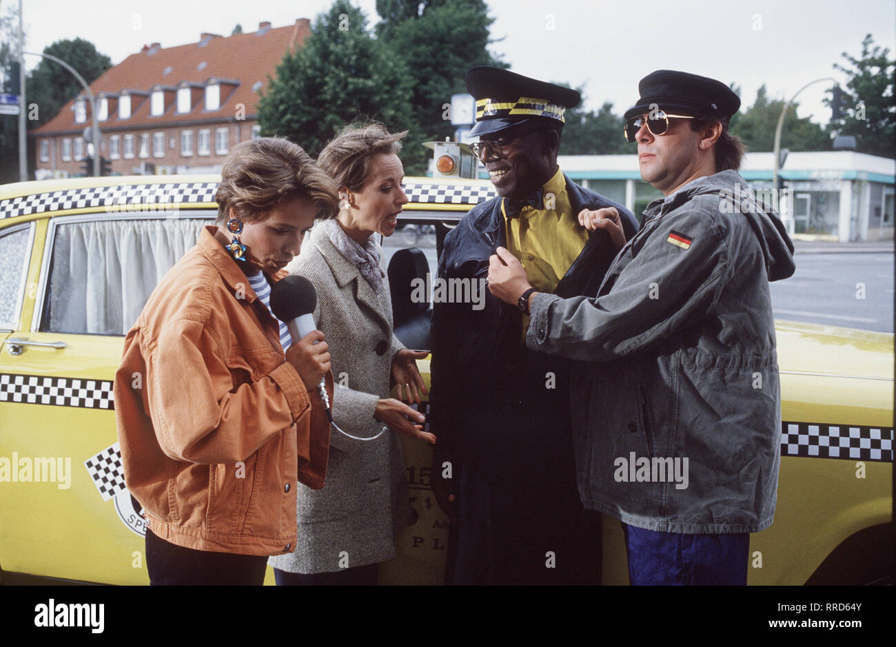 GROßSTADTREVIER/Zapfenstreich/Zwei junge Offiziersanwärter geraten in ...