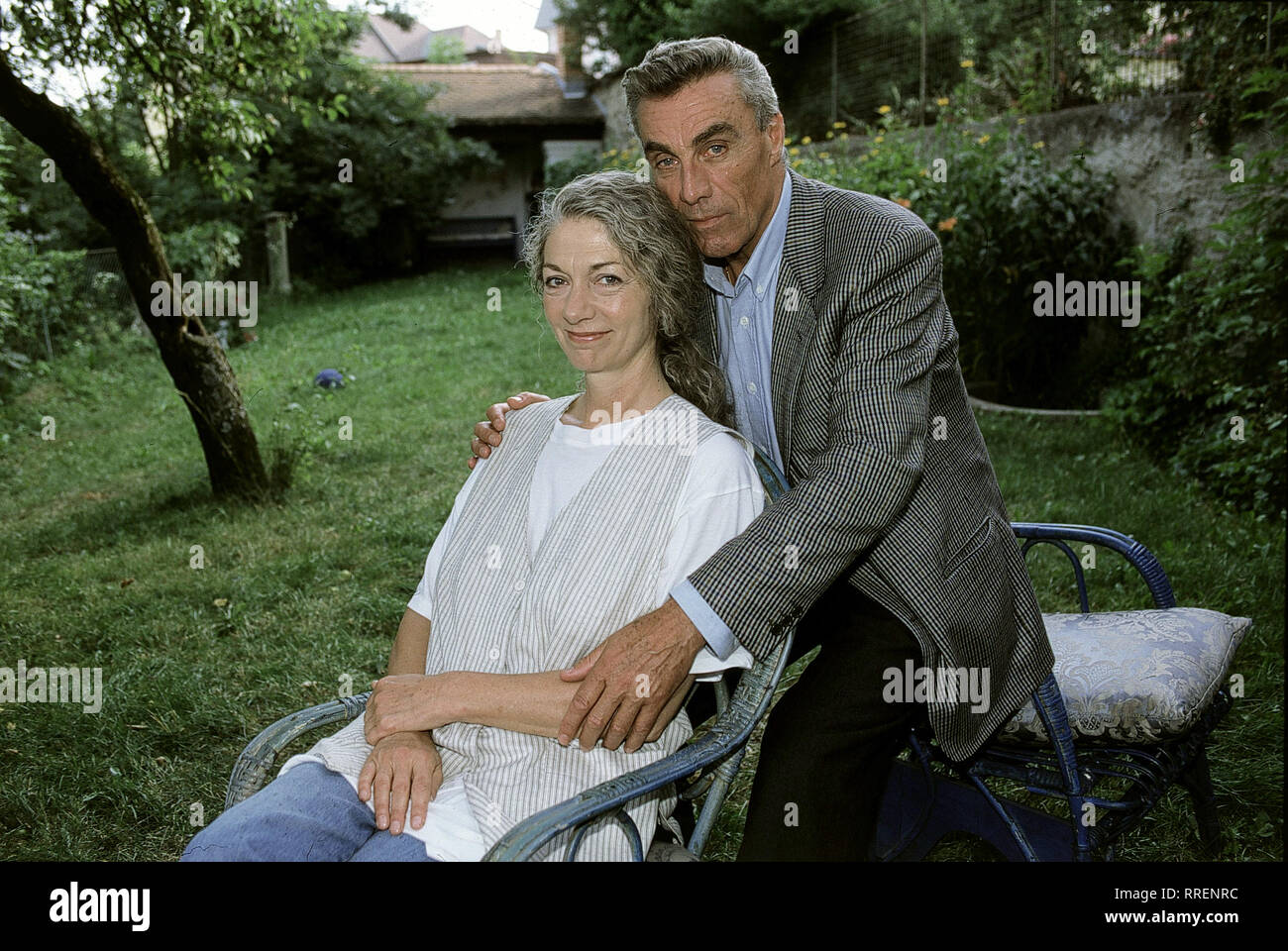 ETWAS AM HERZEN - "Etwas am Herzen" haben Susanne (ERIKA PLUHAR) und ...