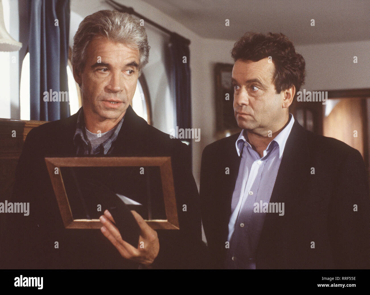 DERRICK/Ein Mord, zweiter Teil/Szene: Nach seiner Entlassung aus dem ...