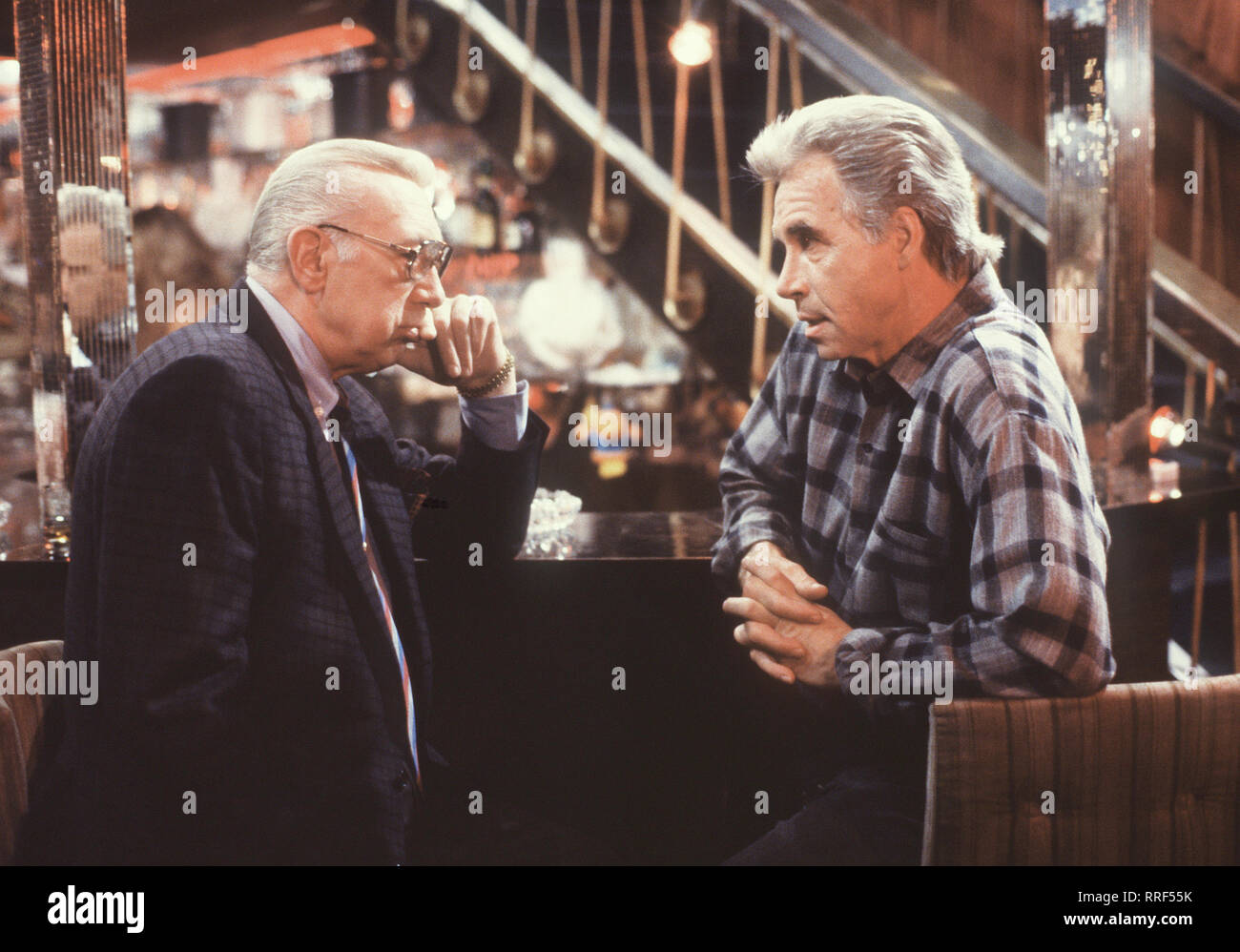 Wolf roth -Fotos und -Bildmaterial in hoher Auflösung – Alamy