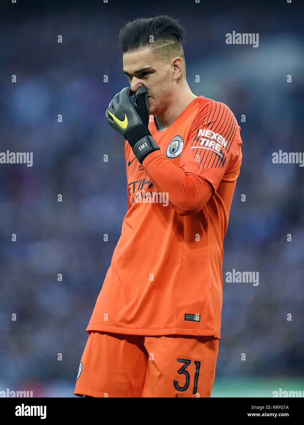 Manchester city torwart ederson moraes -Fotos und -Bildmaterial in ...