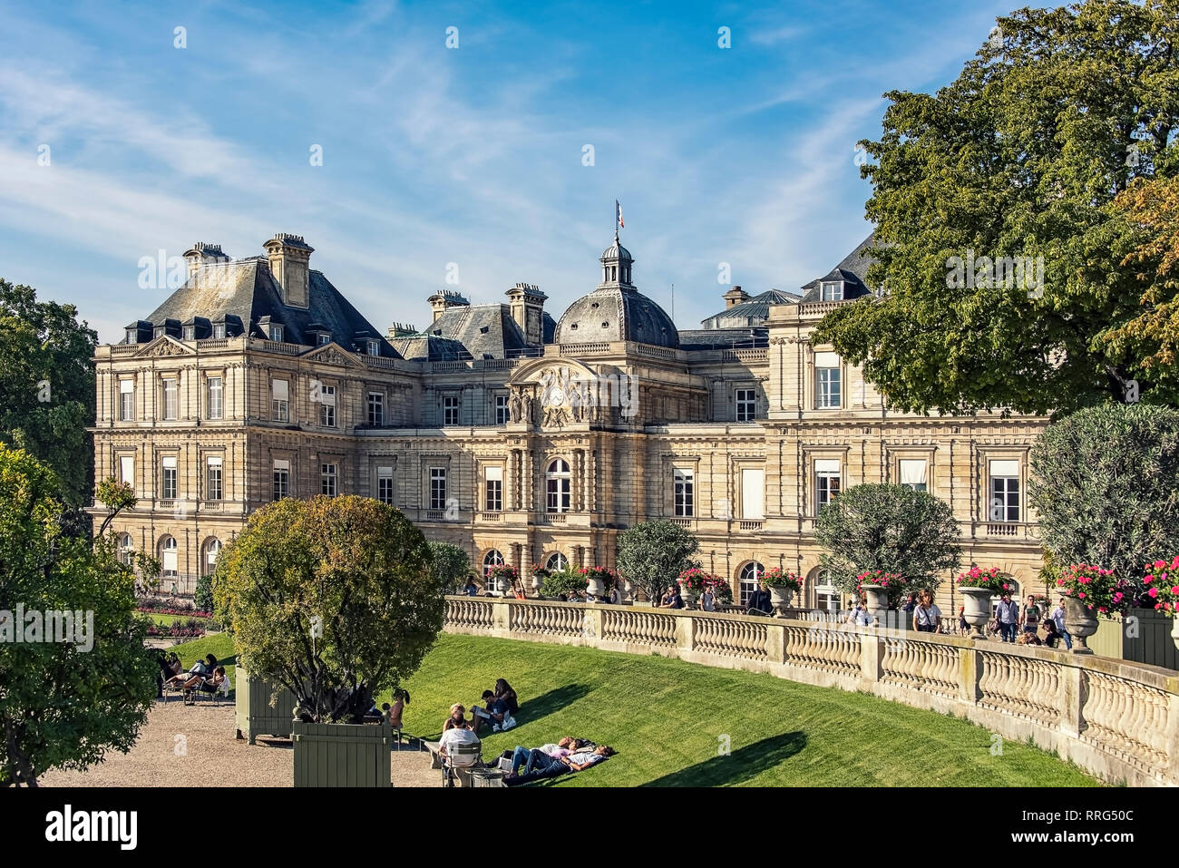 Palais du luxembourg paris -Fotos und -Bildmaterial in hoher Auflösung ...