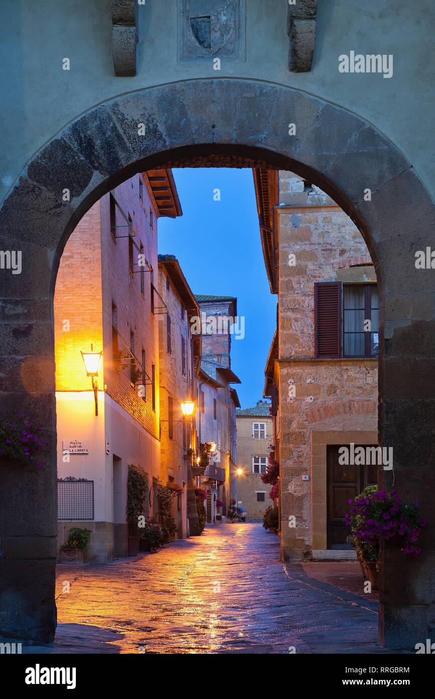Italien porta al prato -Fotos und -Bildmaterial in hoher Auflösung – Alamy