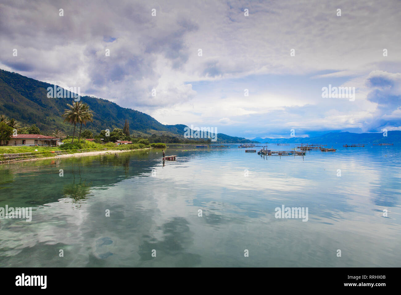 Samosir insel -Fotos und -Bildmaterial in hoher Auflösung – Alamy