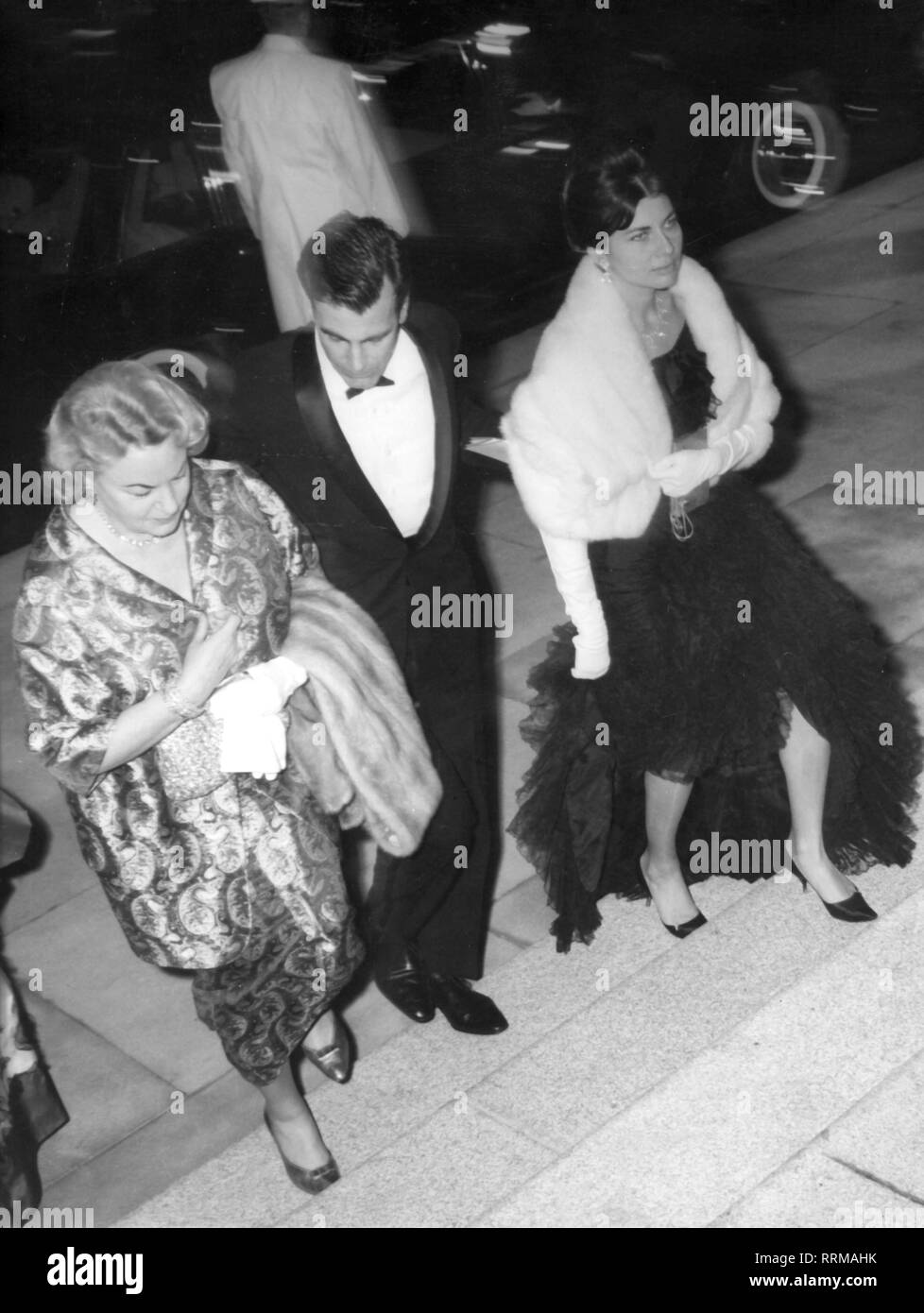 Maximilian schell soraya -Fotos und -Bildmaterial in hoher Auflösung ...