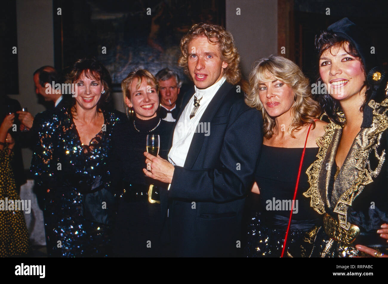 Petra Schürmann mit Tochter Alexandra, Thomas Gottschalk, Karin ...