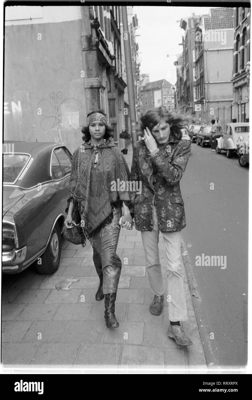 Hippies 1960er -Fotos und -Bildmaterial in hoher Auflösung – Alamy