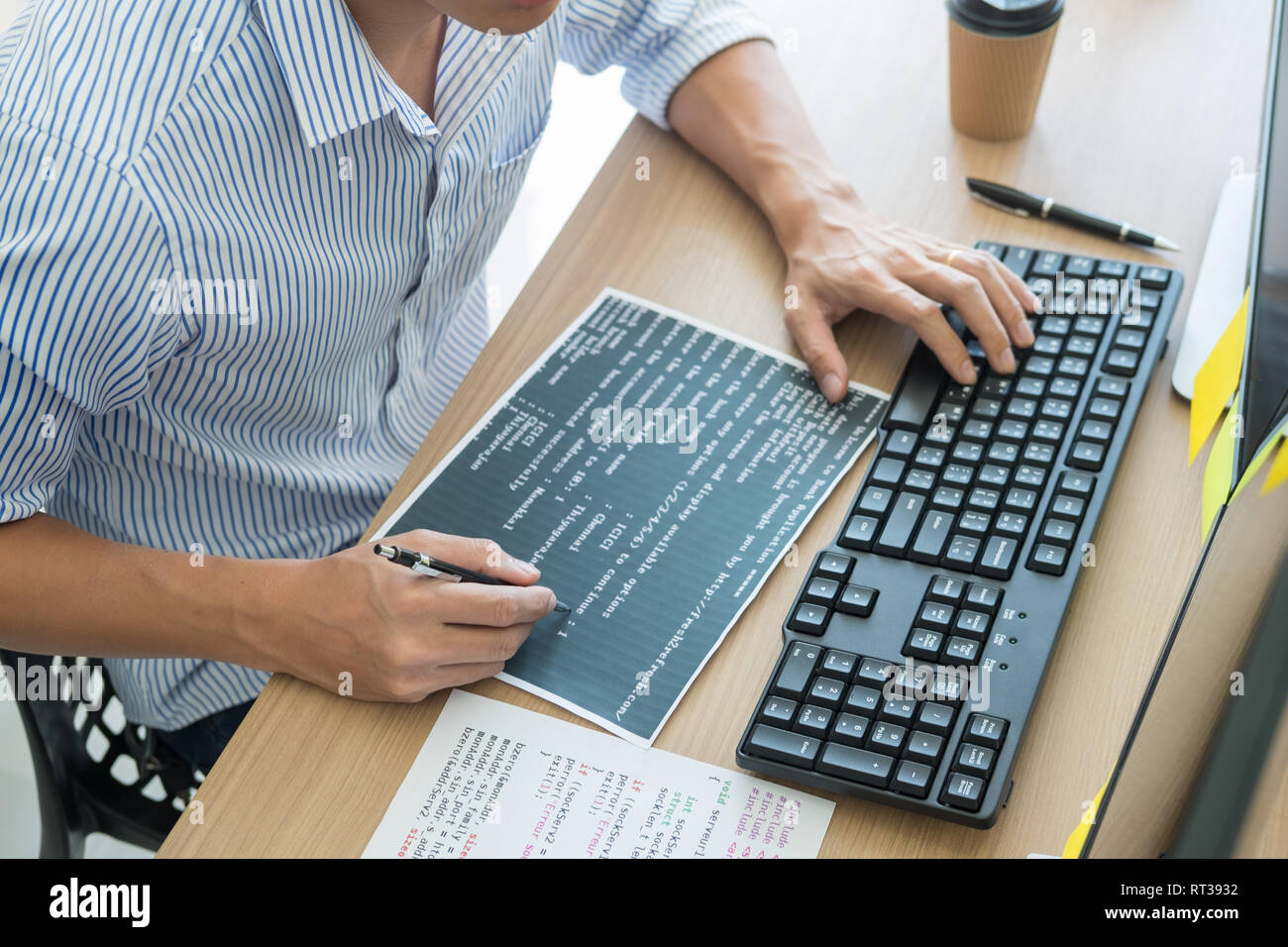 Kodierung Beruflicher Hintergrund Stockfotos und -bilder Kaufen - Alamy