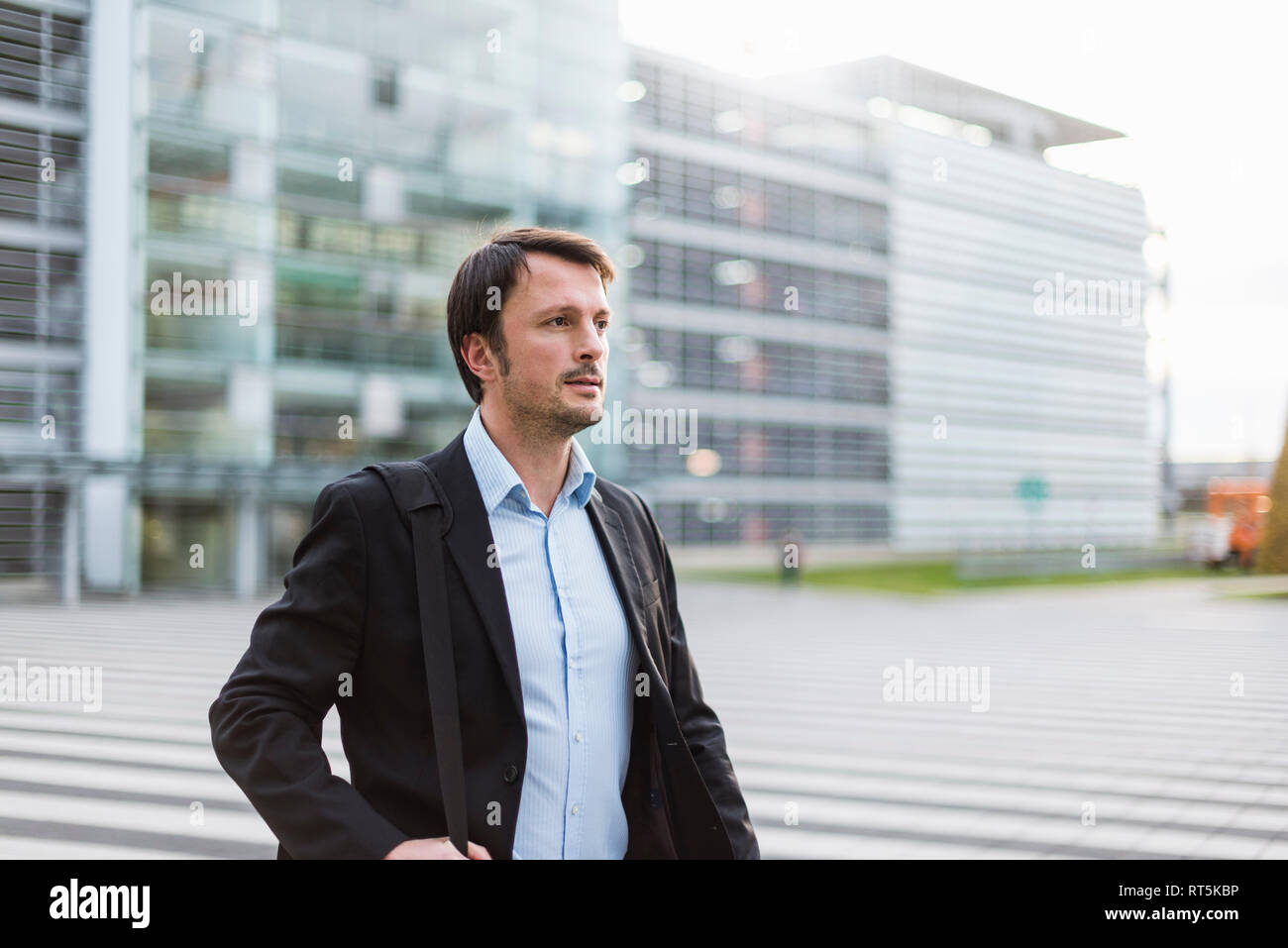 Schulter portrait -Fotos und -Bildmaterial in hoher Auflösung – Alamy
