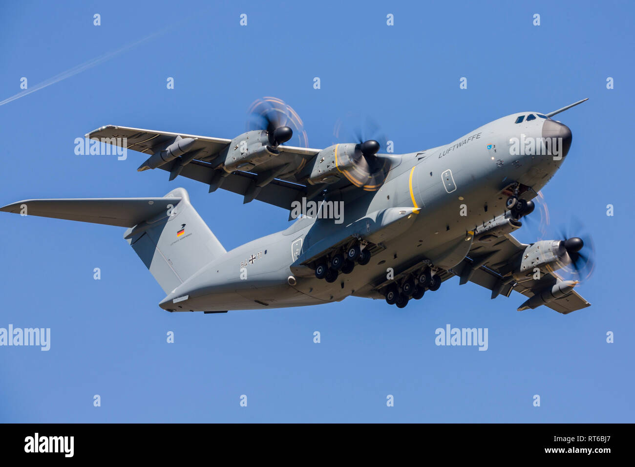 Deutsche Luftwaffe Airbus A400M Tanker, Wunstorf, Deutschland ...