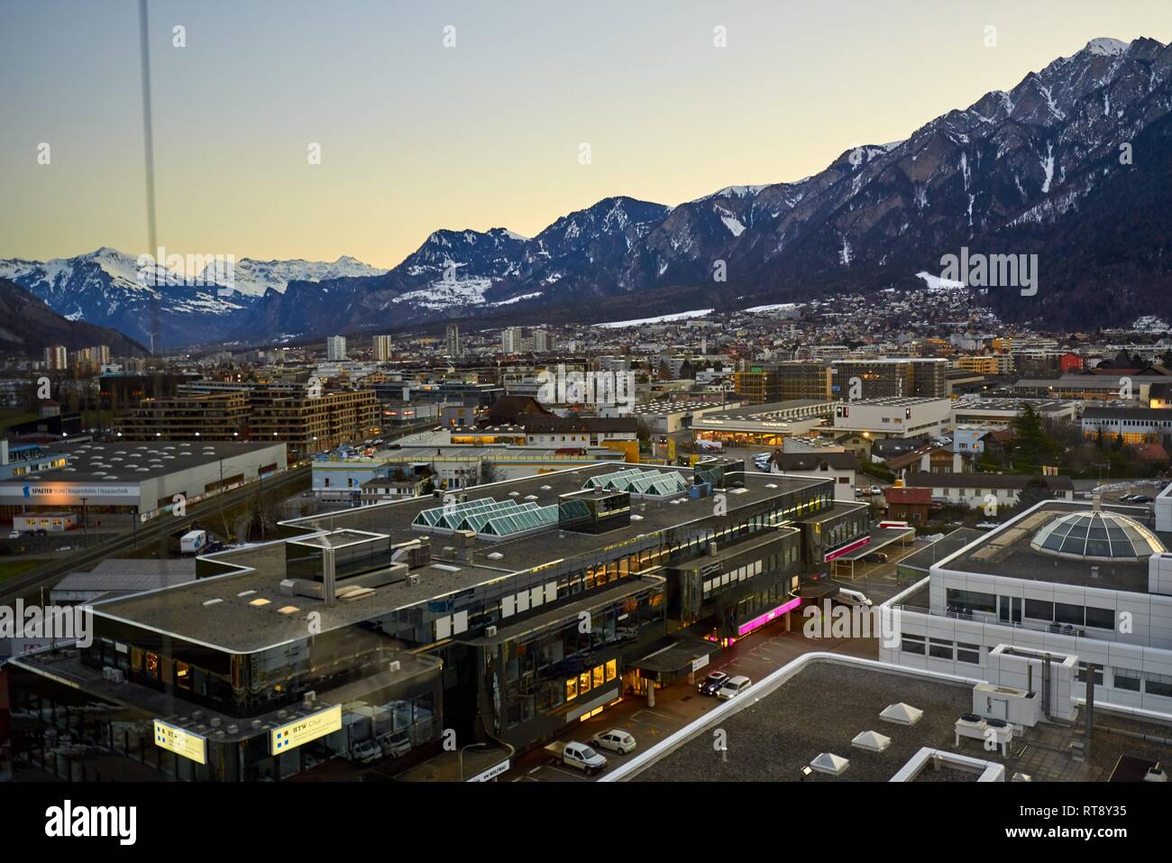 Chur cathedral switzerland -Fotos und -Bildmaterial in hoher Auflösung ...