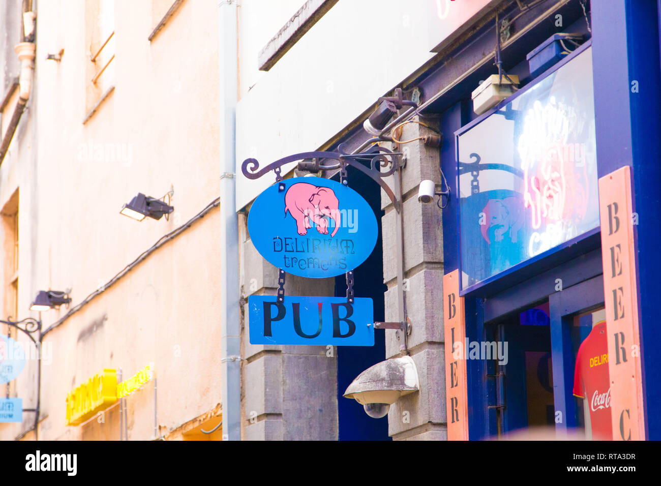 Brussels belgium delirium cafe -Fotos und -Bildmaterial in hoher ...