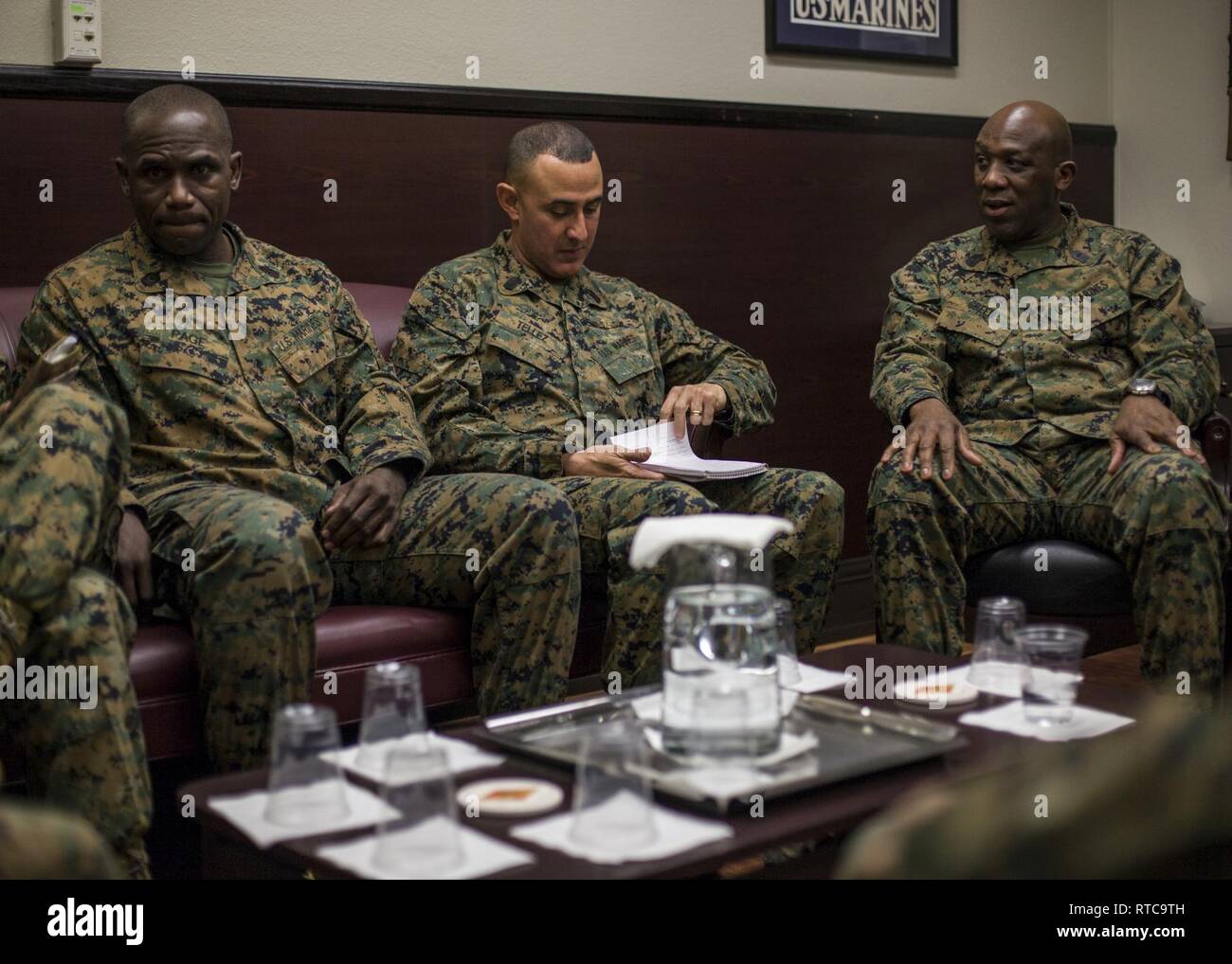 Sgtmaj grün -Fotos und -Bildmaterial in hoher Auflösung – Alamy