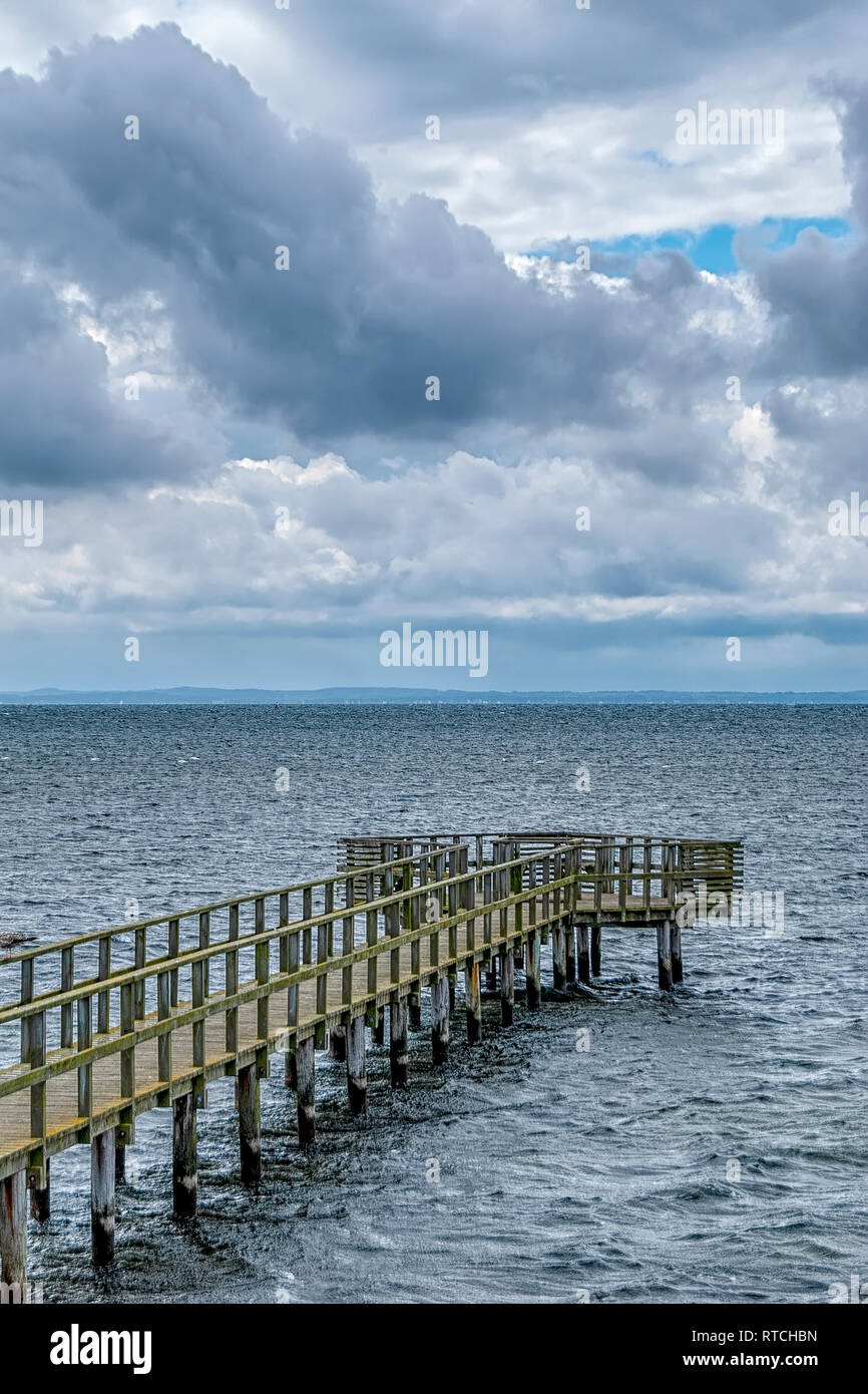 Wasser pier -Fotos und -Bildmaterial in hoher Auflösung – Alamy
