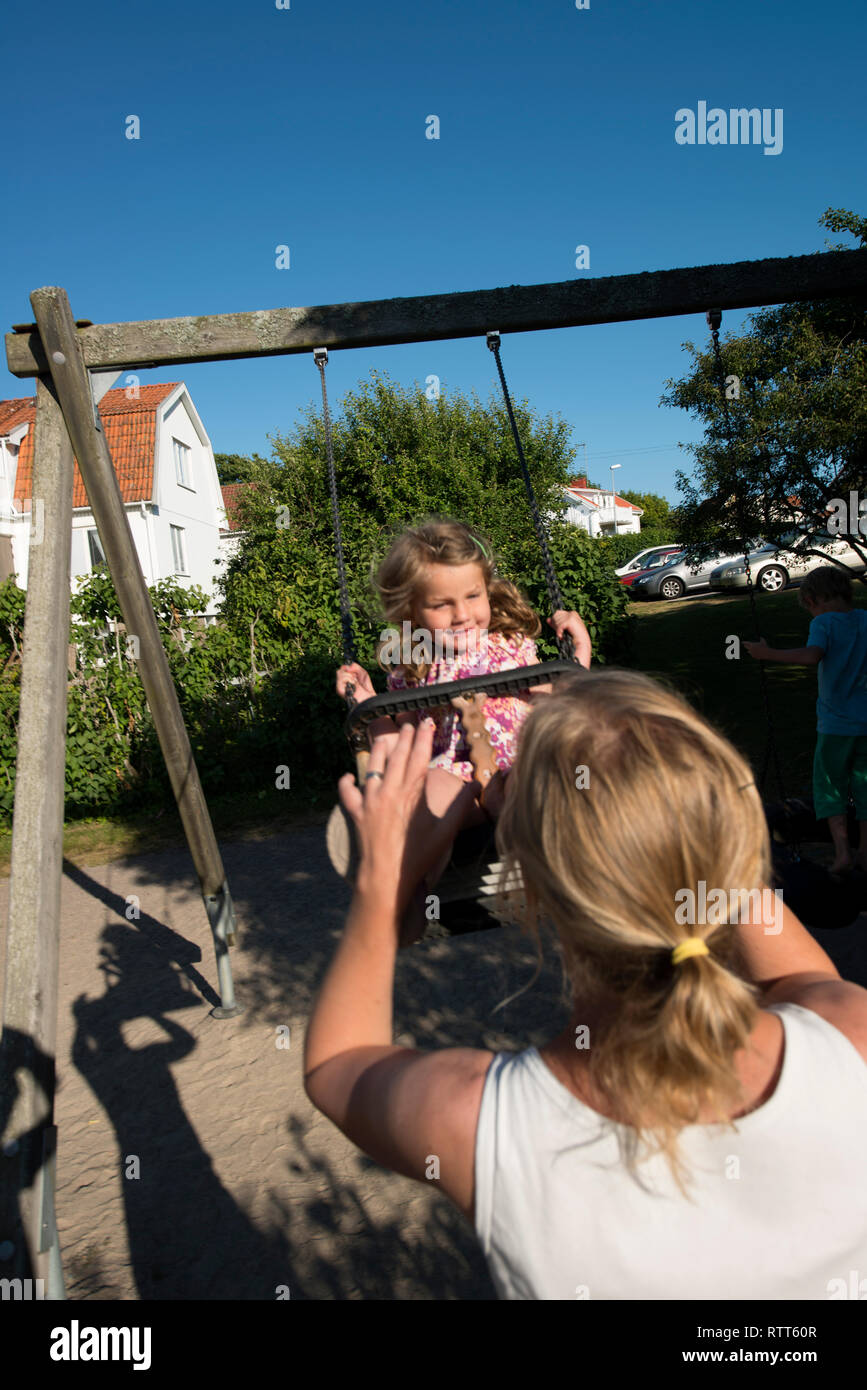 Onkel und cousins -Fotos und -Bildmaterial in hoher Auflösung – Alamy