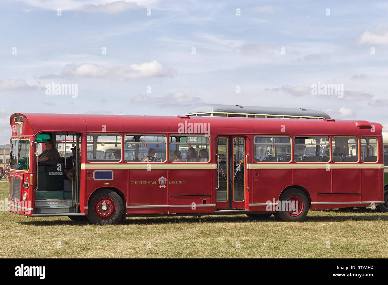 Cheltenham bus Stockfotos und -bilder Kaufen - Alamy