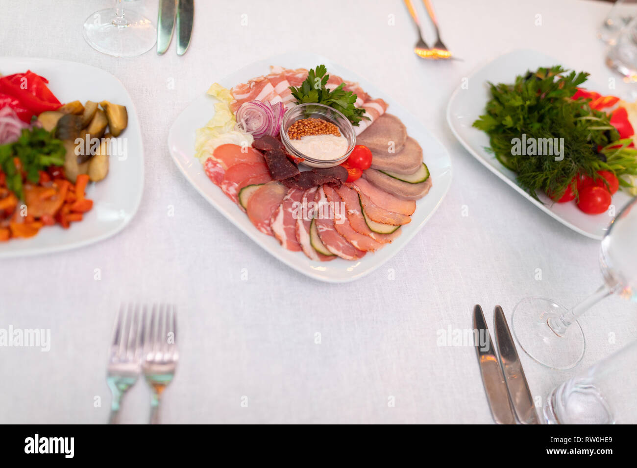 Voller Teller Buffet Essen Stockfotos und -bilder Kaufen - Alamy