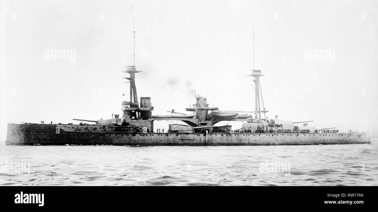 Dreadnought battleship royal navy -Fotos und -Bildmaterial in hoher ...
