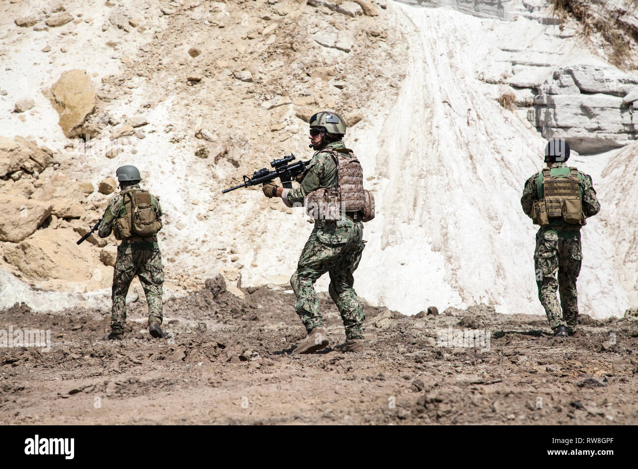 Members u s navy seal team -Fotos und -Bildmaterial in hoher Auflösung ...