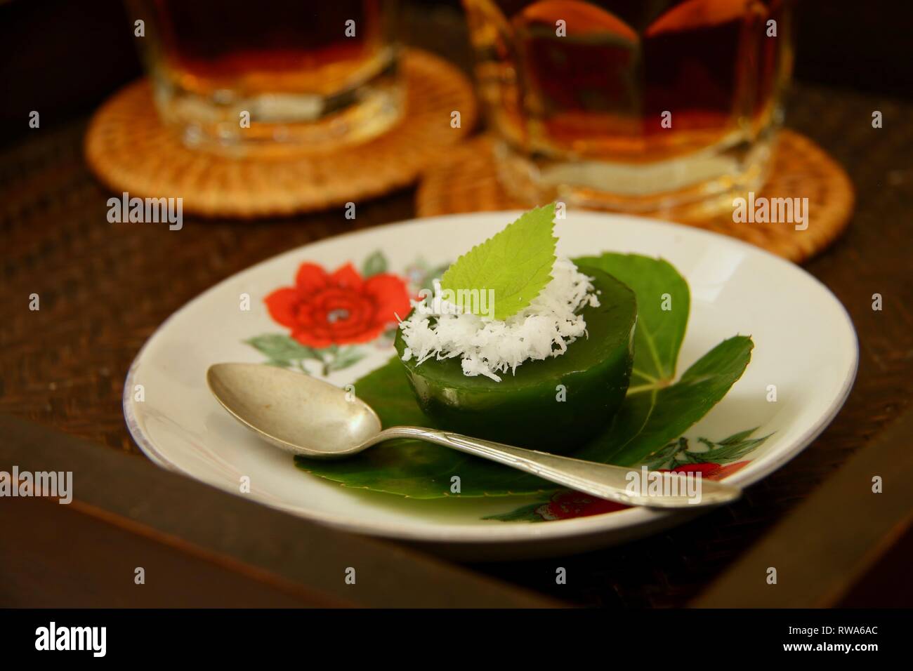 Peranakan food singapore -Fotos und -Bildmaterial in hoher Auflösung ...
