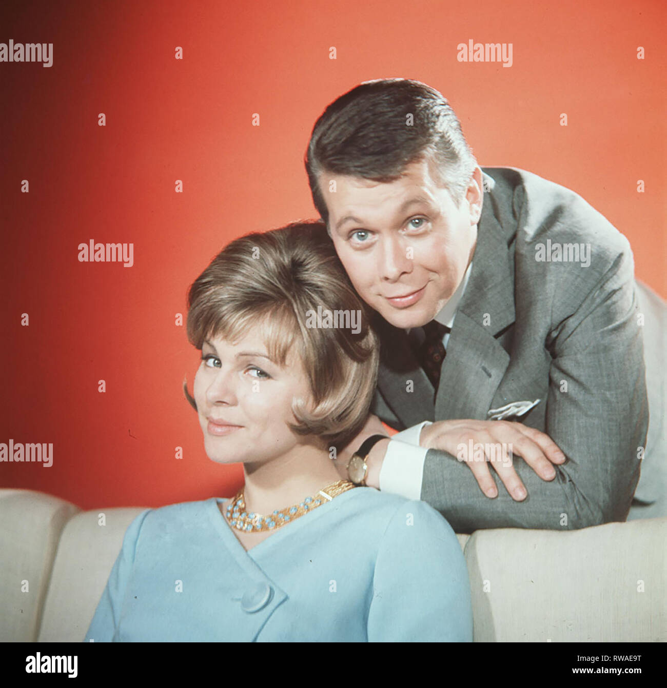 Junge leute brauchen lieben -Fotos und -Bildmaterial in hoher Auflösung ...