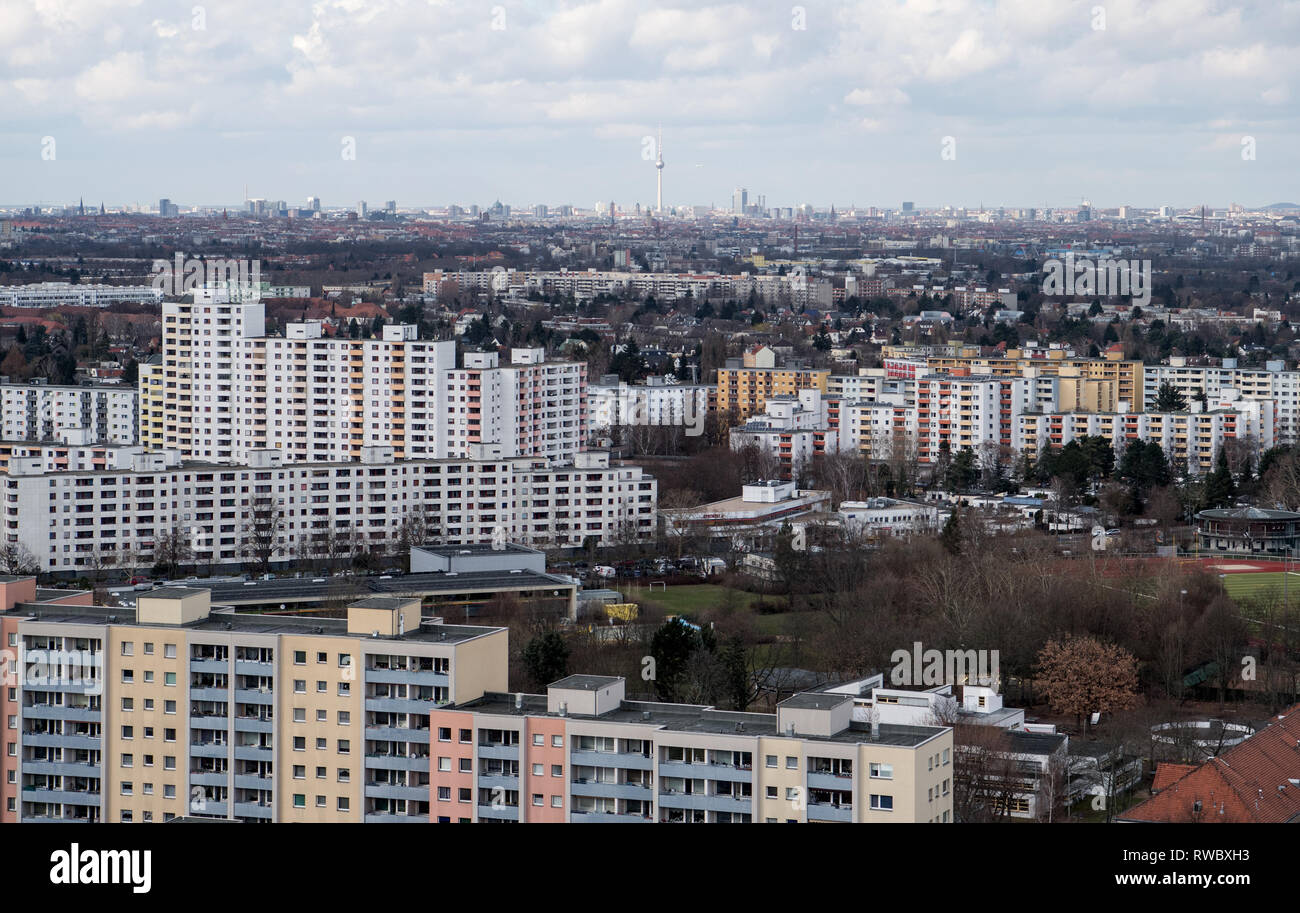 Gropiusstadt berlin -Fotos und -Bildmaterial in hoher Auflösung - Seite ...